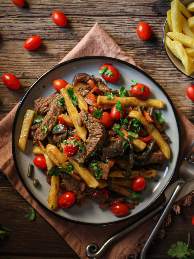 PERUVIAN STYLE BEEF AND CHIPS, LOMO SALTADO | PriMade Food